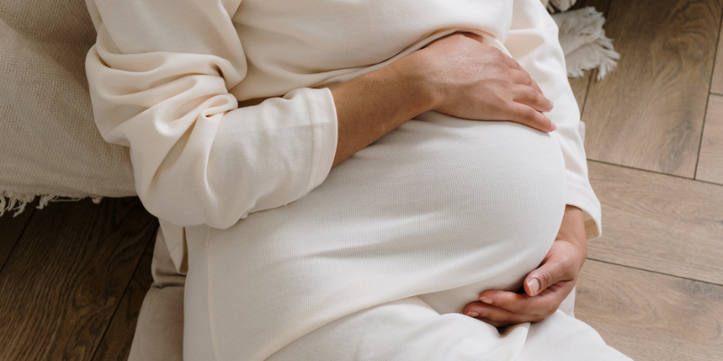 Perineal massage for childbirth – Why to do it and advice – AH! YES